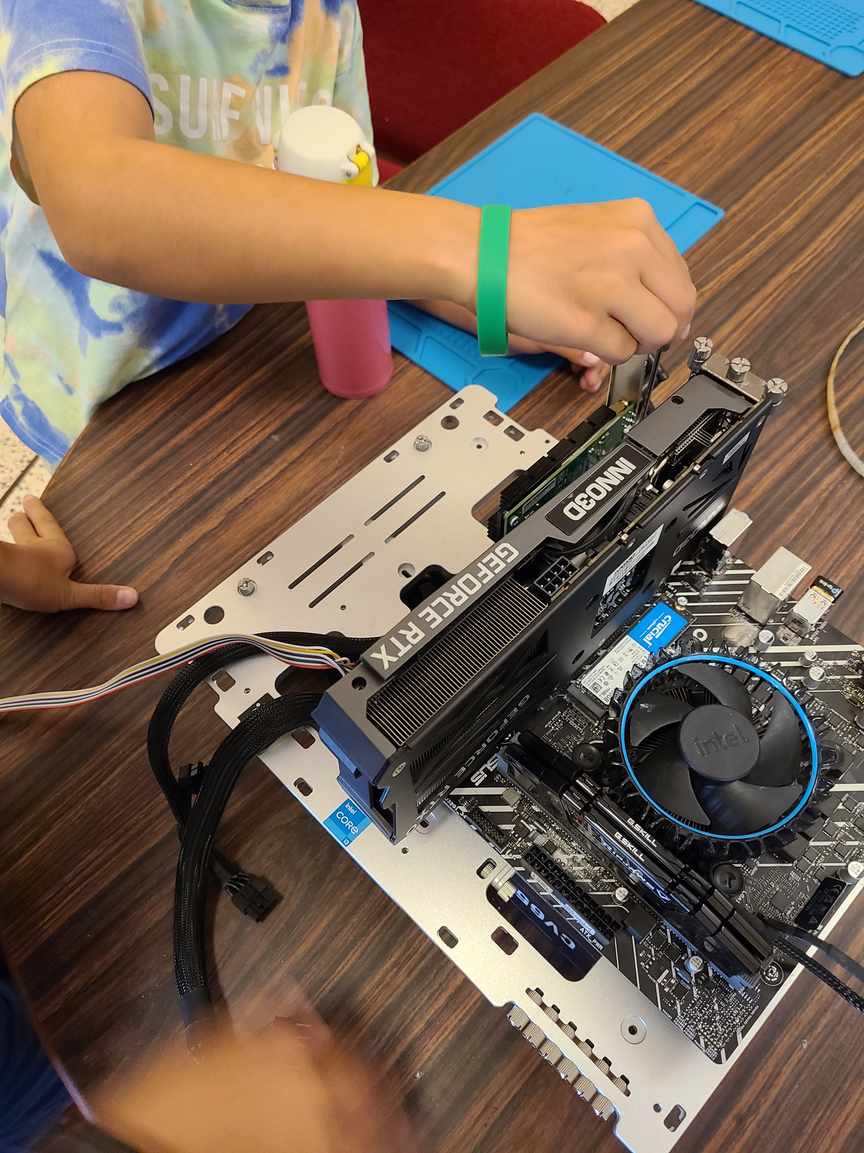 Make Tinkering your superpower – Tinkernauts